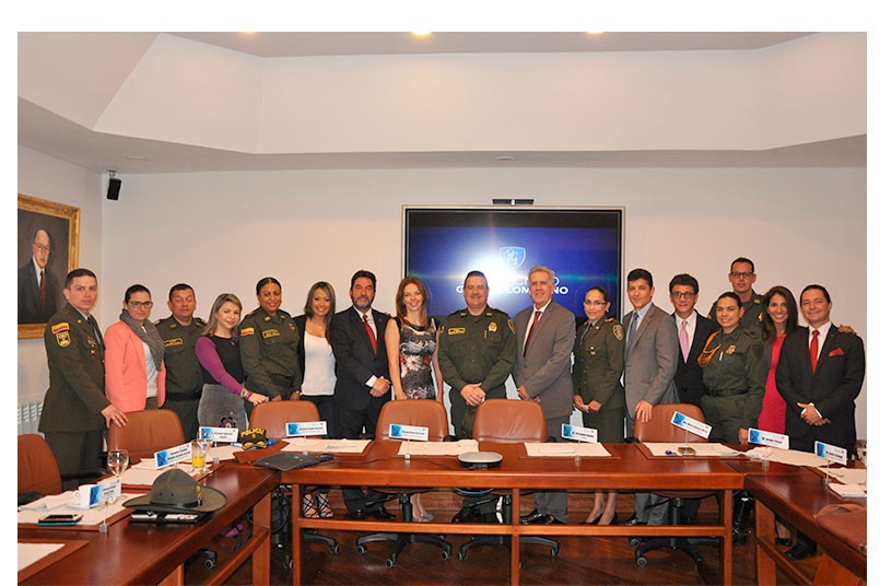 La Policía Nacional de Colombia y el Politécnico Grancolombiano ...